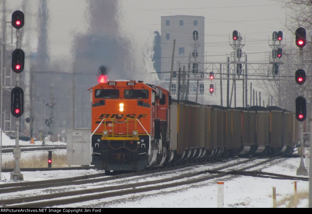 BNSF 9015
